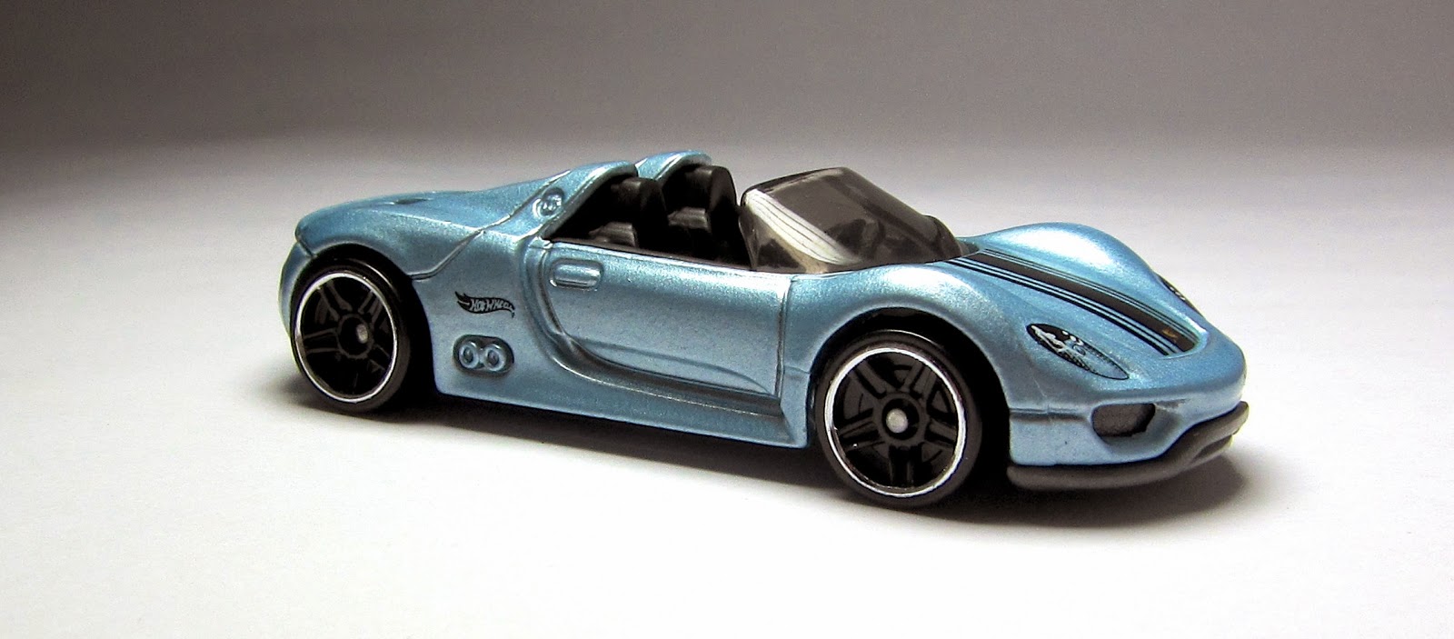 First Look: Hot Wheels Exotics 5-pack… – LamleyGroup