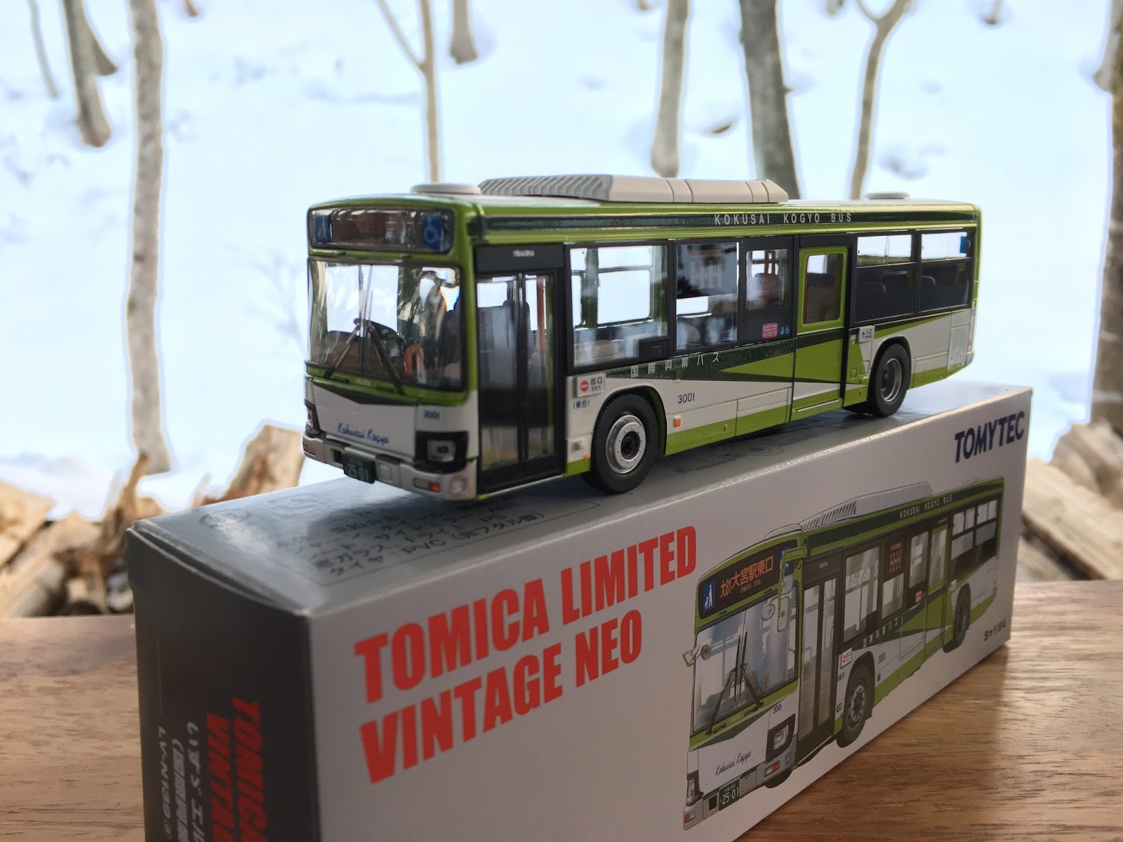 The big buses of the Tomica Limited Vintage February Assortment are out ...
