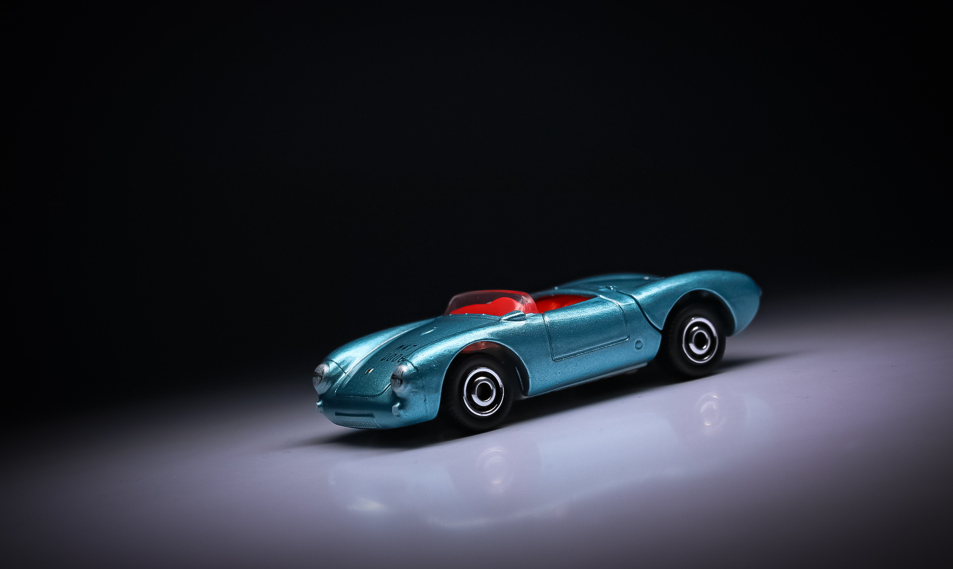 Lamley Studio: Matchbox Porsche 550 Spyder – LamleyGroup